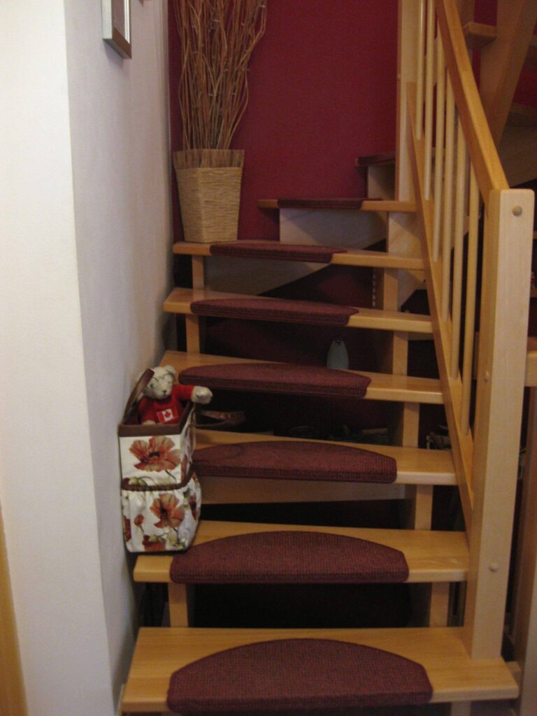 Stair Basket Gallery - cozy nest design