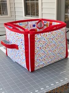 "Play, then Store Away" Convertible Playmat & Storage Tote Pattern ...