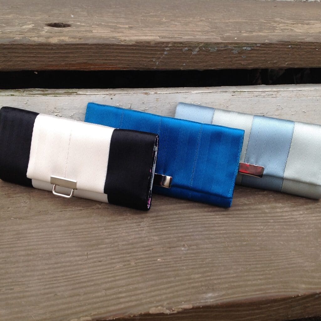 Seat Belt Series: Tri-Fold Wallet Sewing Pattern - cozy nest design